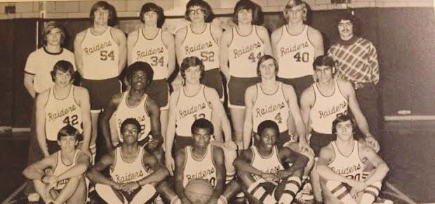 Uniontown’s 74-75 team was special - Herald-Standard